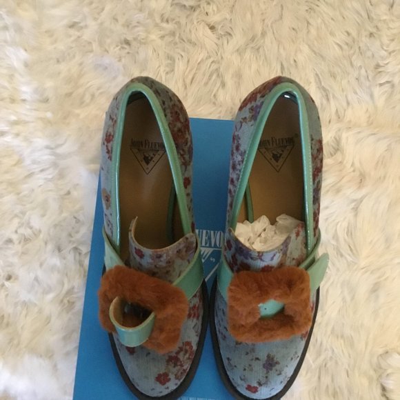 John Fluevog | Shoes | John Fluevog Attic Lyn Shoes Size 2 W 1 M New ...